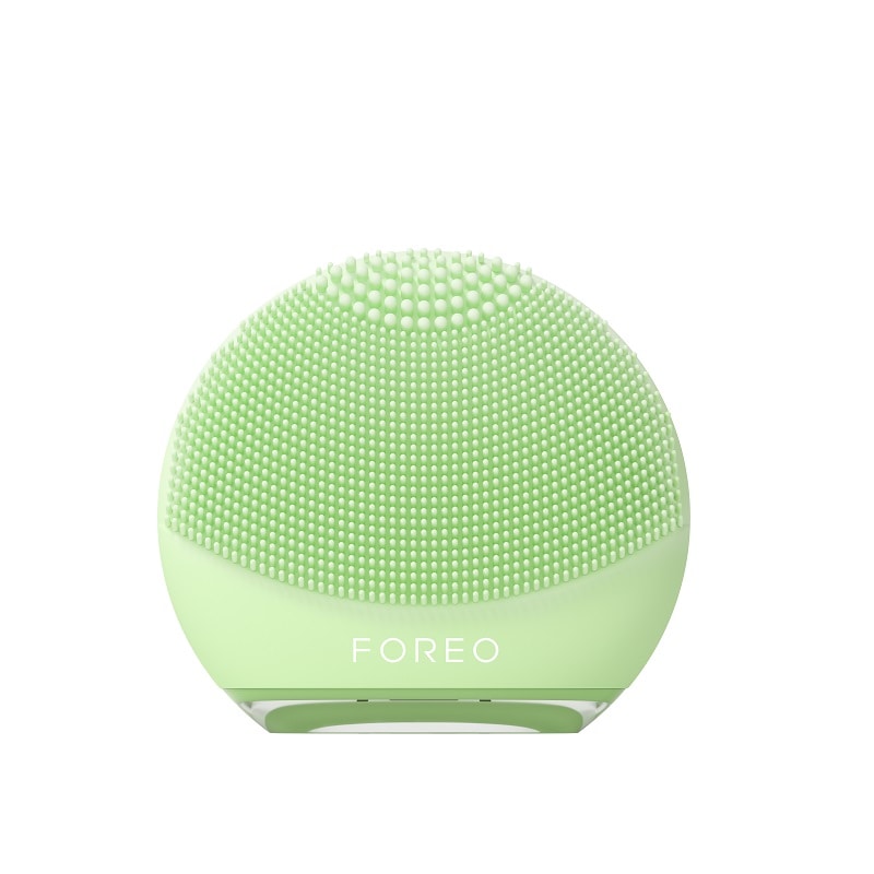 FOREO Luna 4 go facial cleansing device EVA SKY SHOP